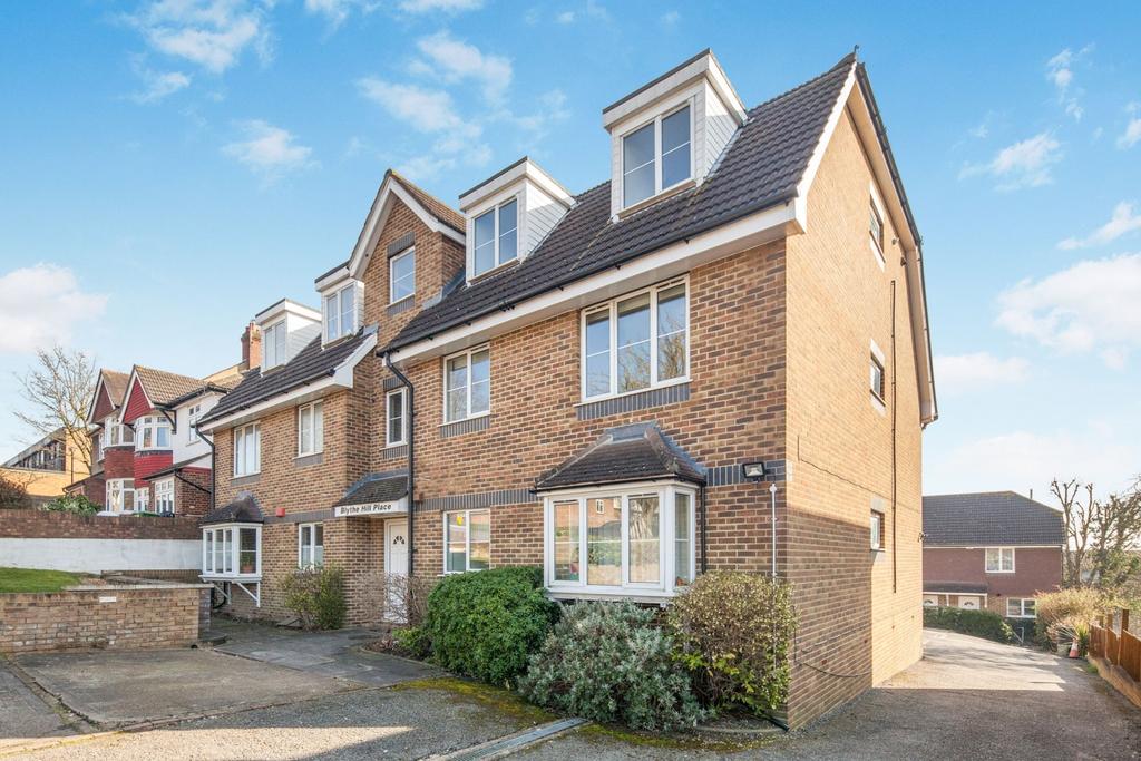 Brockley Park London SE23 1 bed flat - £1,400 pcm (£323 pw)