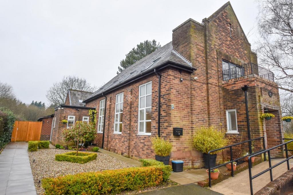 Jubilee Hall, Roby Mill... 2 bed apartment - £1,100 pcm (£254 pw)