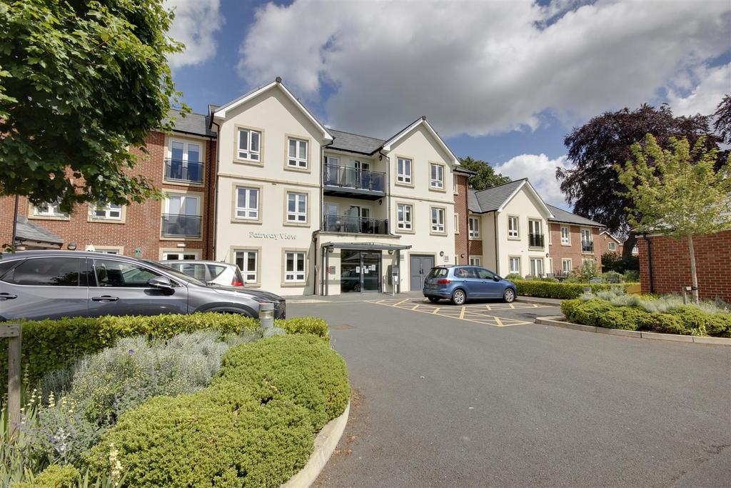 Fairway View, Elloughton Road, Brough 1 bed apartment for sale - £150,000