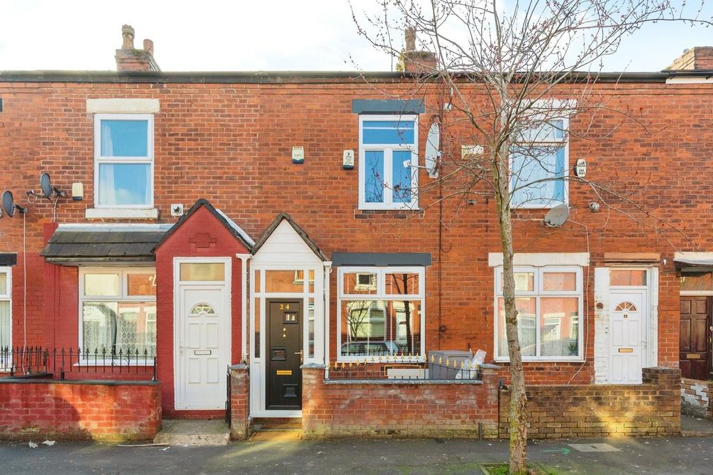 Randolph Street, Manchester M19 2 bed terraced house for sale - £250,000
