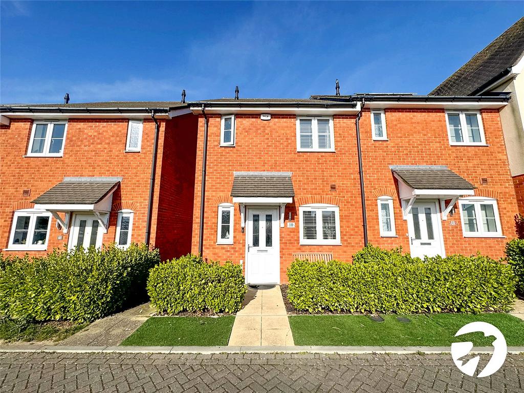 Malvern Road, Maidstone, Kent, ME15 2 bed end of terrace house - £300,000