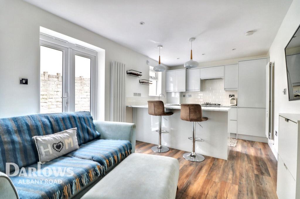Alfred Street, CARDIFF 2 bed flat - £1,150 pcm (£265 pw)