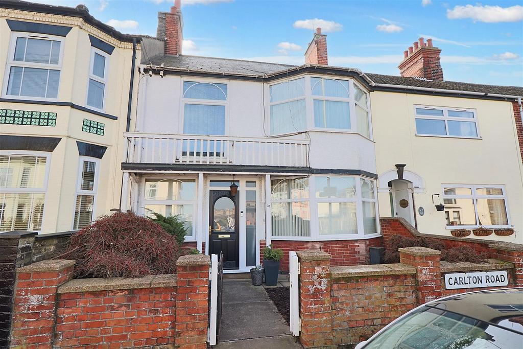 Carlton Road, Lowestoft 3 bed terraced house for sale - £270,000