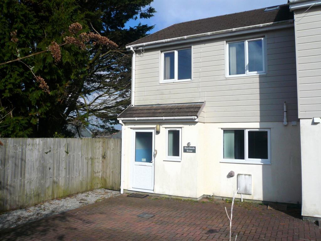 Woolf Place, Redruth TR15 3 bed semi-detached house for sale - £285,000