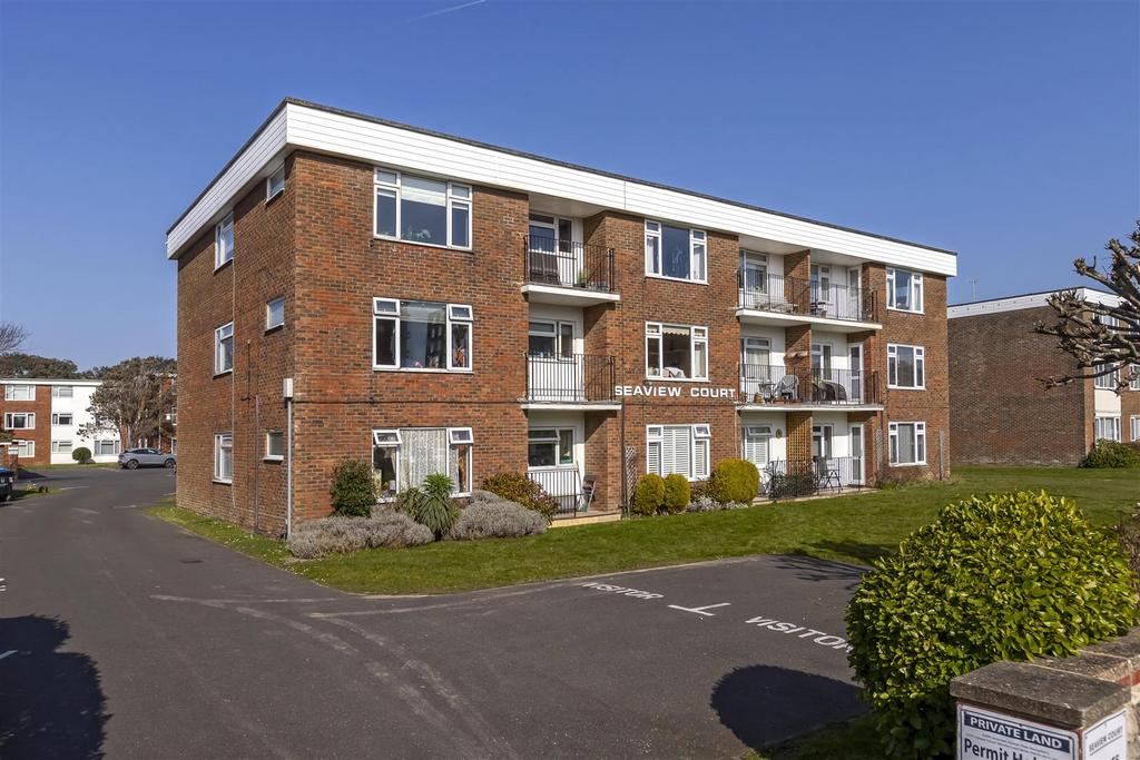 Bath Road, Worthing 2 bed flat - £250,000