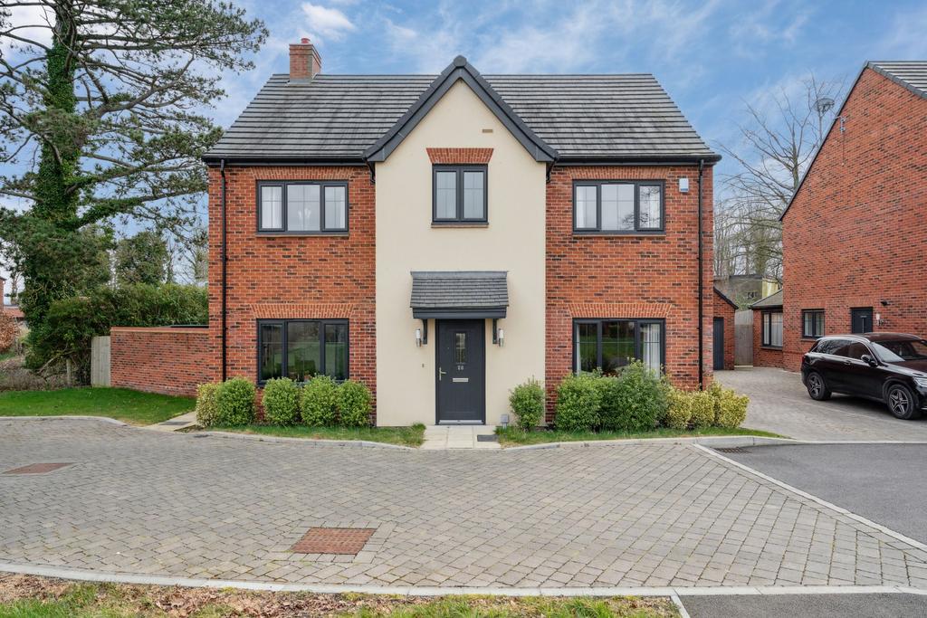 Hamilton Drive, Wantage OX12 4 bed detached house - £735,000