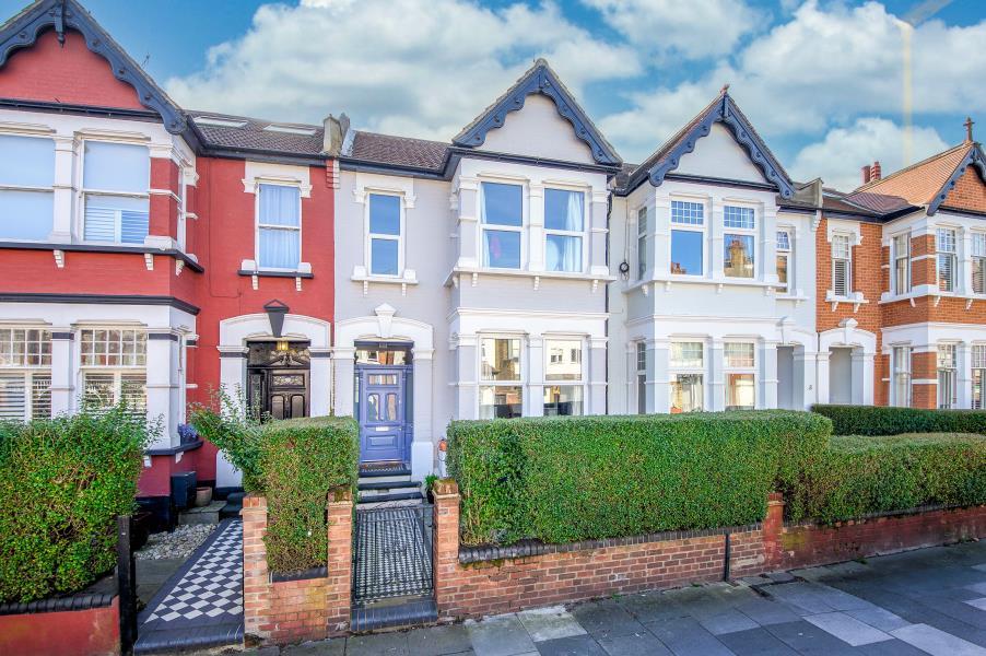 PRINCES AVENUE, FINCHLEY, N3 4 bed terraced house for sale - £1,250,000