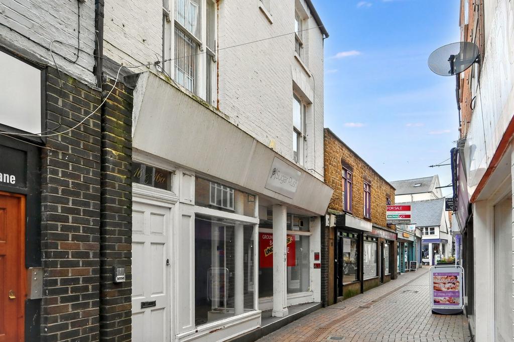 Church Lane, Banbury 2 bed flat for sale - £155,000