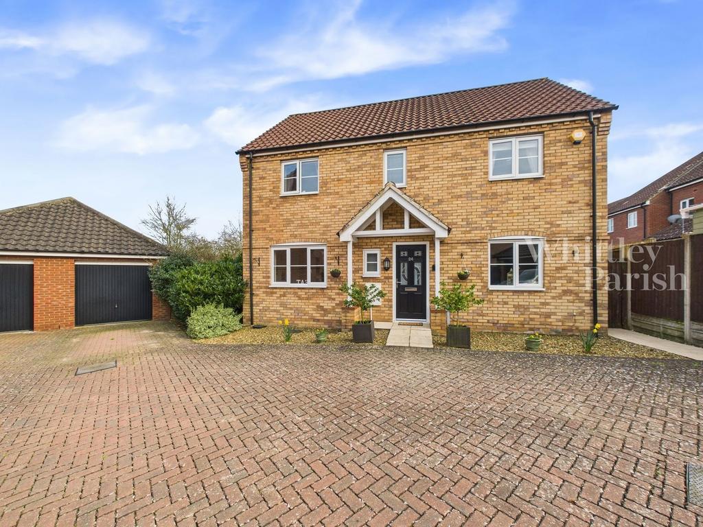 Frenze Hall Lane, Diss 4 bed detached house for sale - £325,000