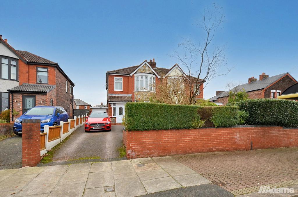 Moughland Lane, Higher Runcorn 3 bed semi-detached house for sale - £ ...
