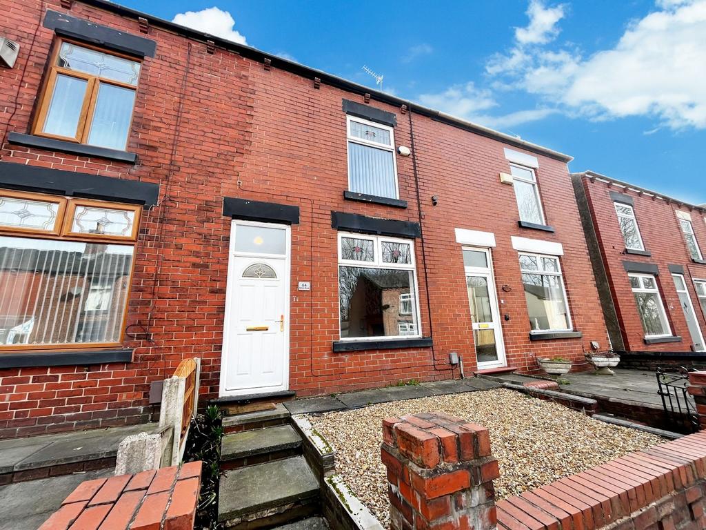 Bolton Road, Westhoughton, BL5 2 bed property - £850 pcm (£196 pw)