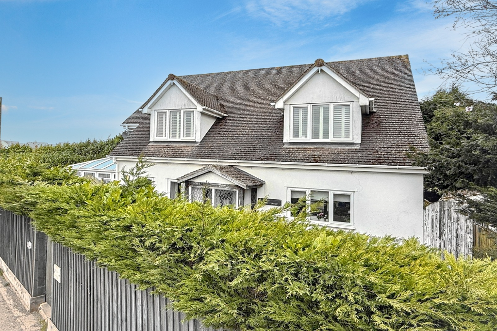 The Crescent, Holmer, Hereford, HR4 3 bed detached house for sale - £ ...