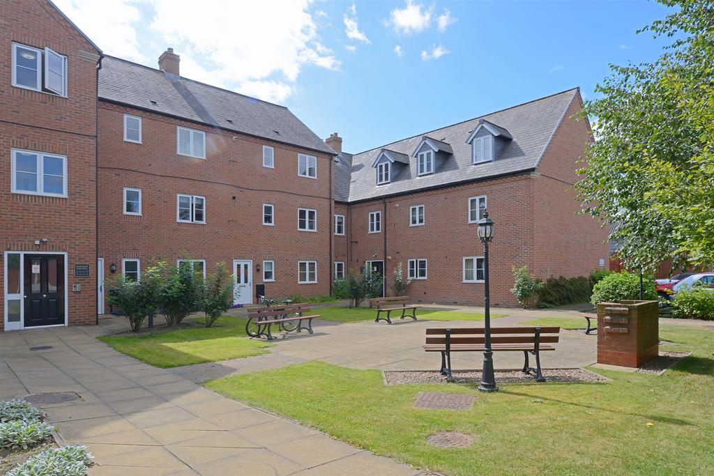 Simpson Square, St Michaels Street... 2 bed apartment for sale - £160,000