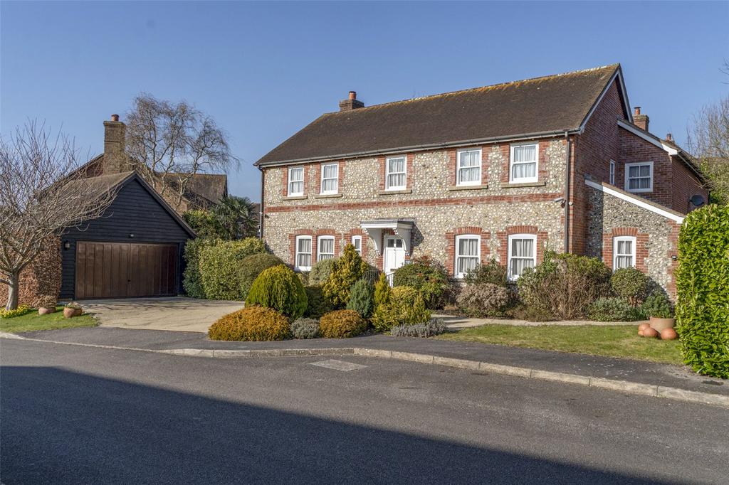 Convent Gardens, Findon, Worthing... 5 bed detached house for sale - £ ...