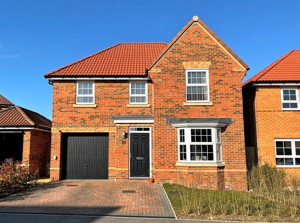 Jack Harrison Avenue, Cottingham 4 bed detached house - £345,000