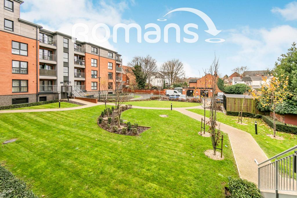 Silver Street, Reading, Berkshire, RG1 2 bed flat - £1,650 pcm (£381 pw)