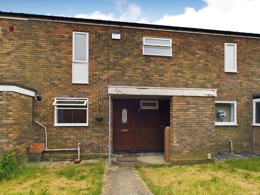Jersey Close, Popley, Basingstoke, RG24 3 bed terraced house - £275,000
