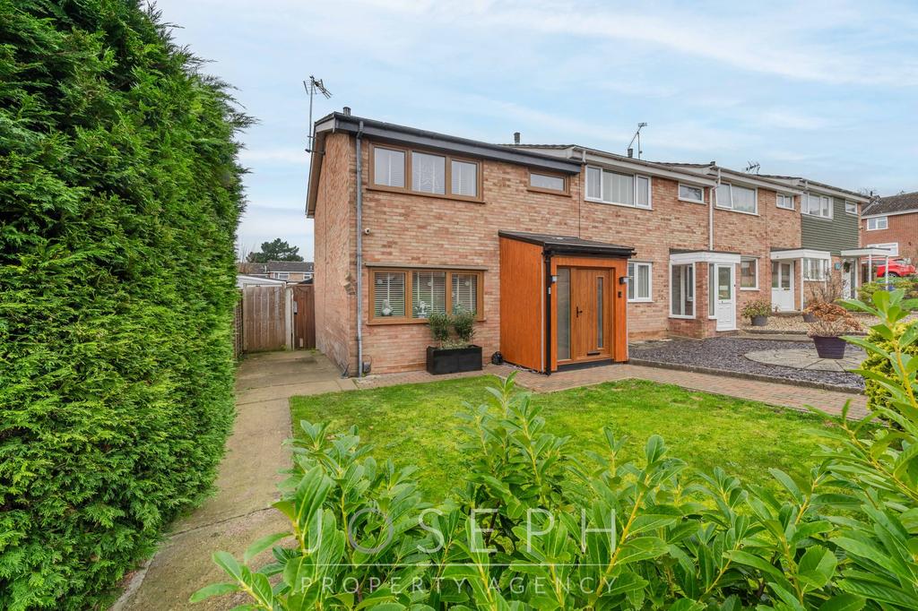 Fountains Road, Ipswich, IP2 3 bed end of terrace house for sale - £290,000