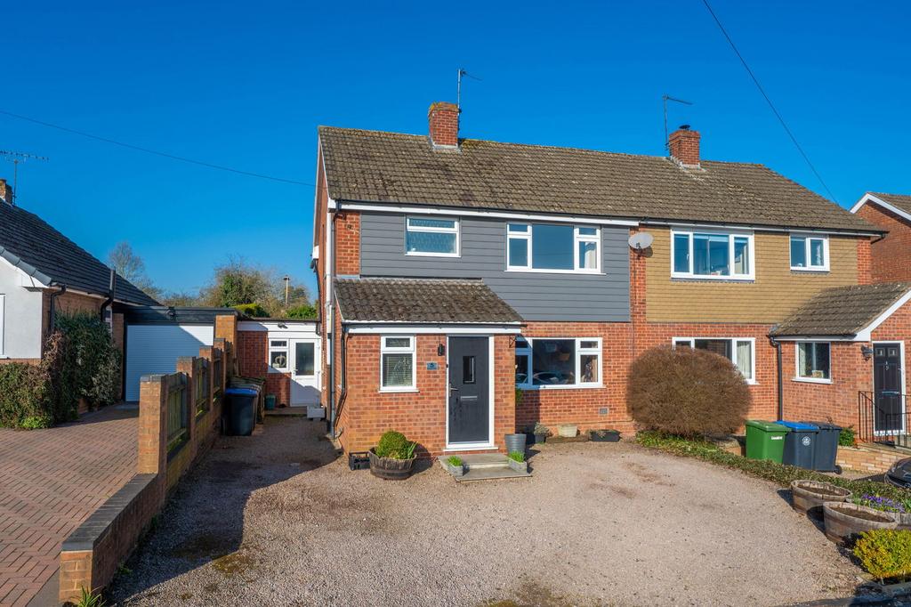 Alcester Road, Henley-in-arden B95 3 bed semi-detached house for sale ...