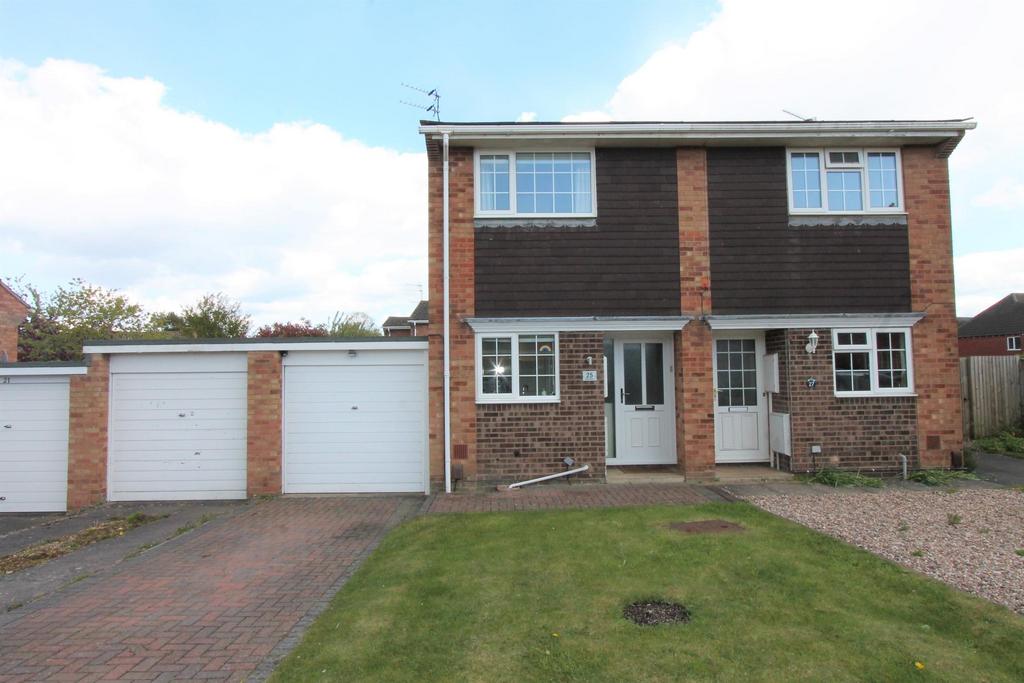 Erica Drive, Leamington Spa, CV31 2 bed semi-detached house - £1,195 ...