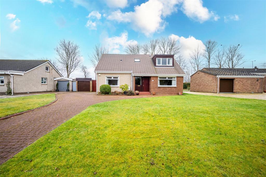 Airbles Farm Road, Motherwell 3 bed detached house for sale - £315,000
