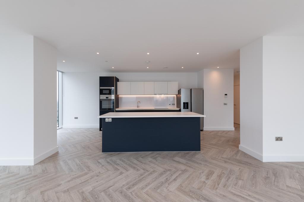 at Cortland at Colliers Yard, CY6832... 3 bed apartment - £2,900 pcm (£ ...