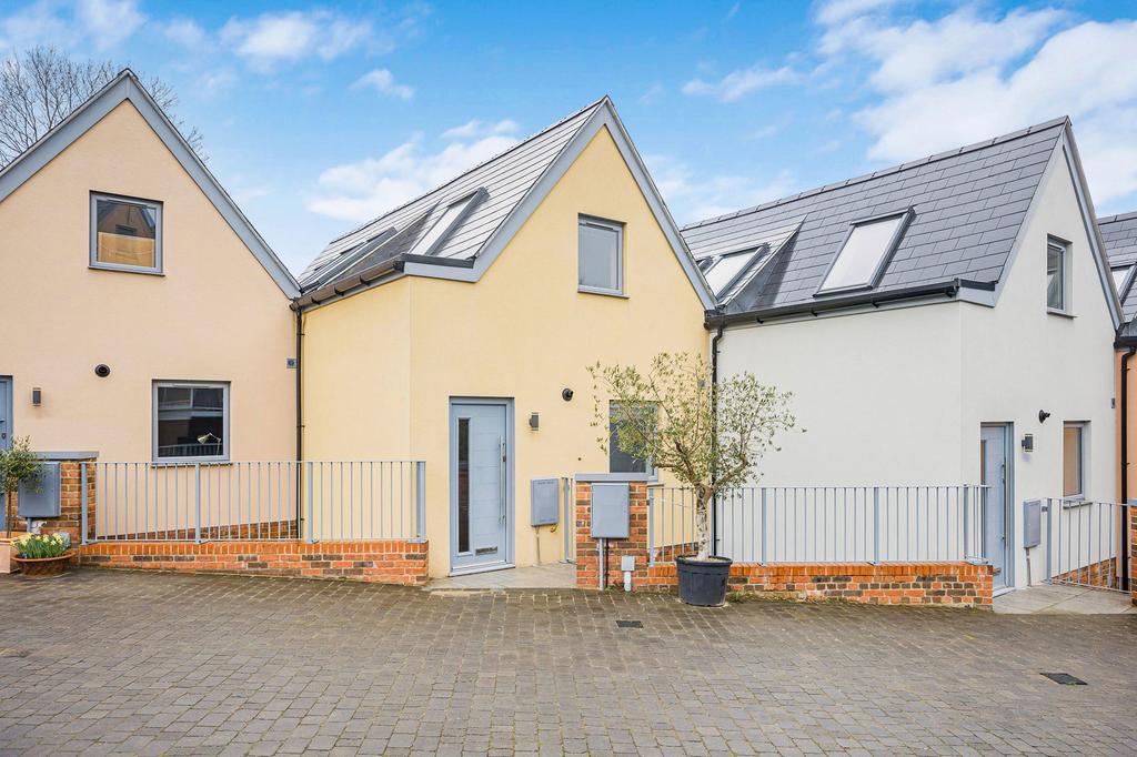 Church Square, Stroud, GL5 4 bed terraced house - £450,000