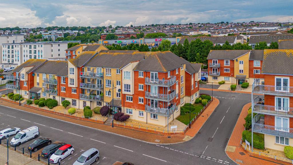 Glan Y Dwr, Y Rhodfa, Barry 2 bed flat - £174,950