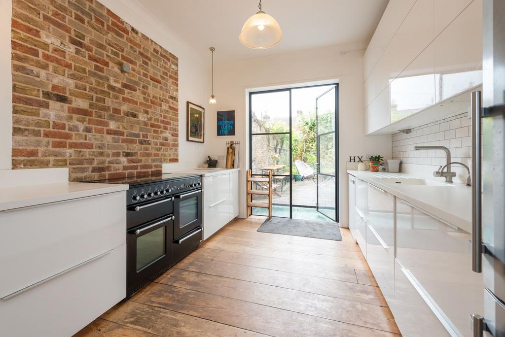 Royal Road, Ramsgate, CT11 5 bed property - £2,250 pcm (£519 pw)