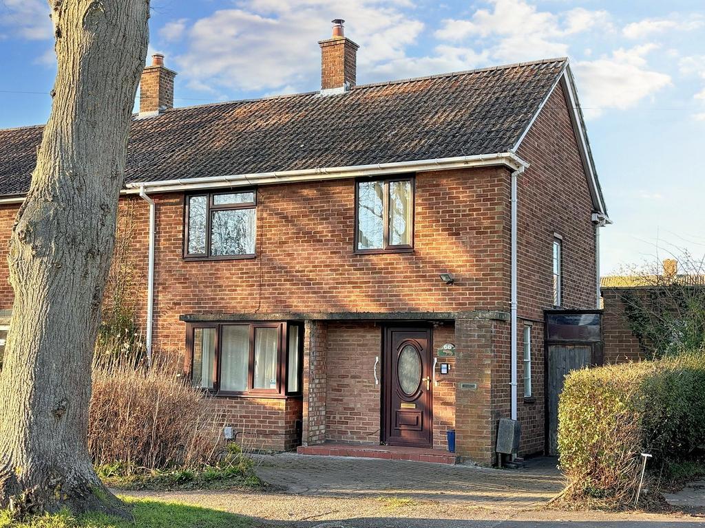 Lammas Way, Letchworth Garden City, SG6 3 bed semi-detached house - £ ...