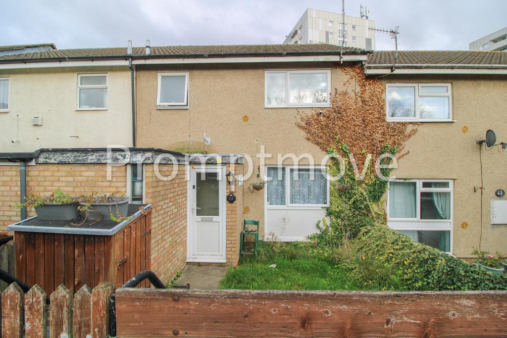 Surrey Street Luton LU1 3BX 3 bed terraced house - £1,600 pcm (£369 pw)