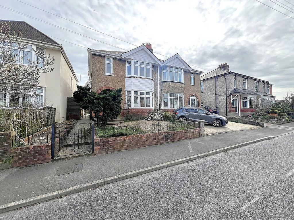 Houlton Road, Poole, BH15 3 bed semi-detached house for sale - £374,950