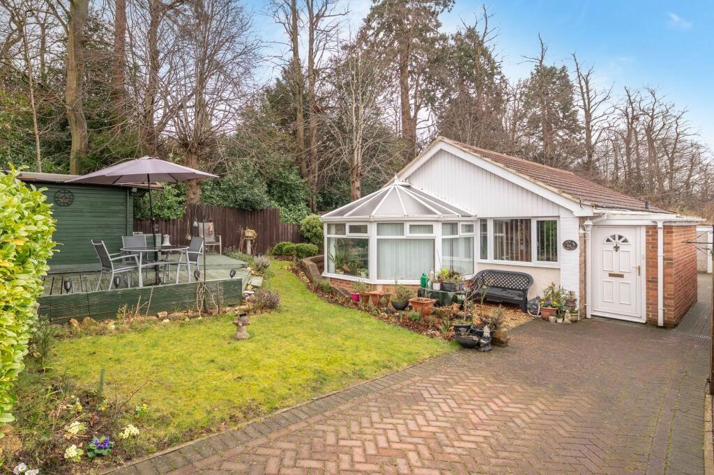 St. Vincents Road, Grantham... 2 bed bungalow - £180,000