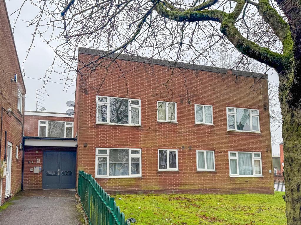 Crown Place, Worksop, S80 1 bed apartment for sale - £42,500