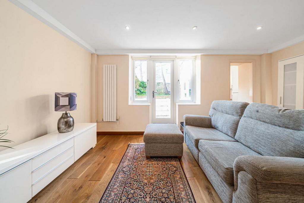 Larkhall Rise, Clapham 1 bed flat for sale - £475,000