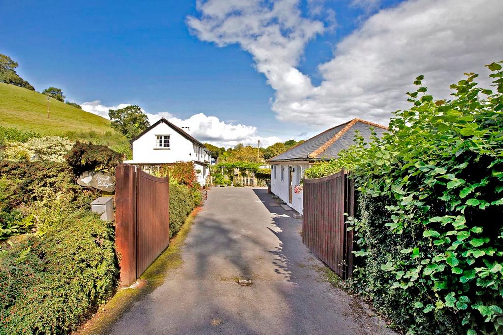 Trusham, Newton Abbot, TQ13 5 bed property for sale - £835,000
