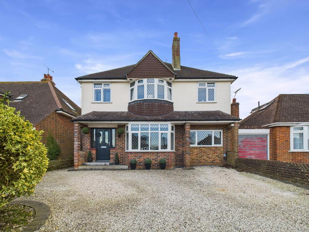 Alfriston Road, Worthing BN14 7QS 5 bed detached house for sale - £775,000