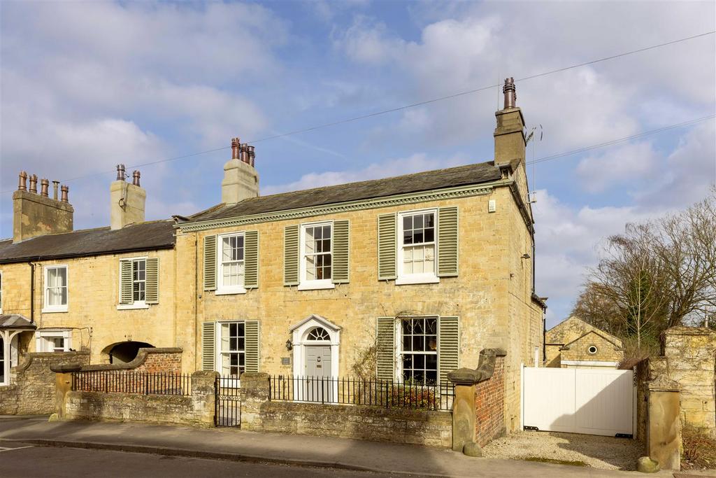High Street, Wetherby LS23 6 bed semi-detached house - £1,200,000
