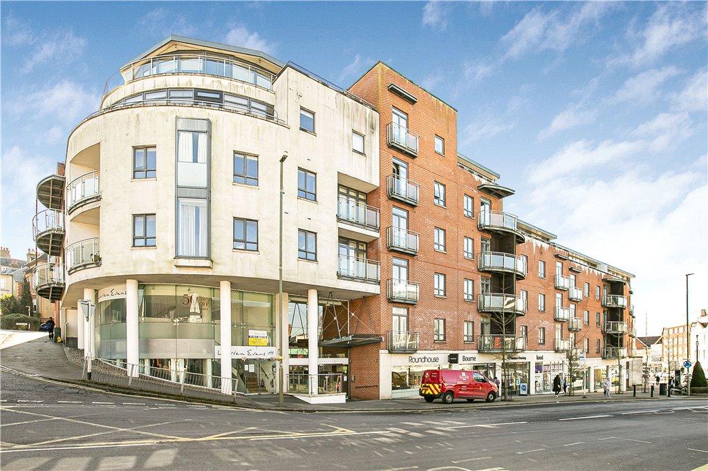 Trinity Gate, Epsom Road, Guildford... 2 bed apartment for sale - £500,000