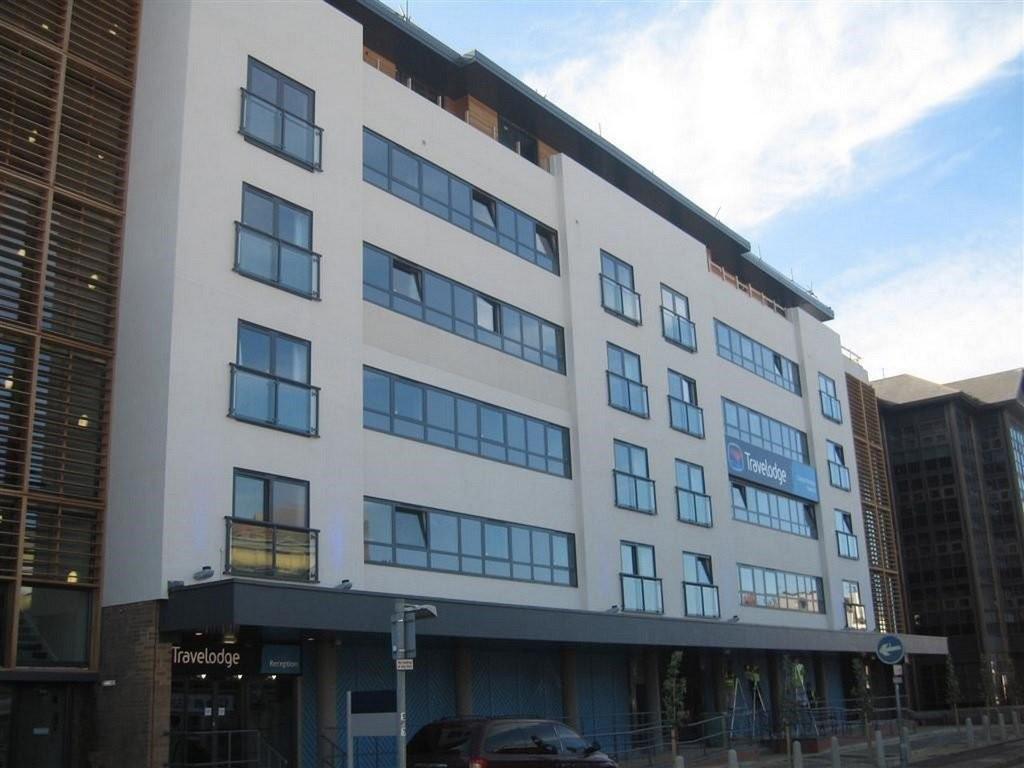 Jackson House, Clacton On Sea CO15 2 bed flat - £950 pcm (£219 pw)