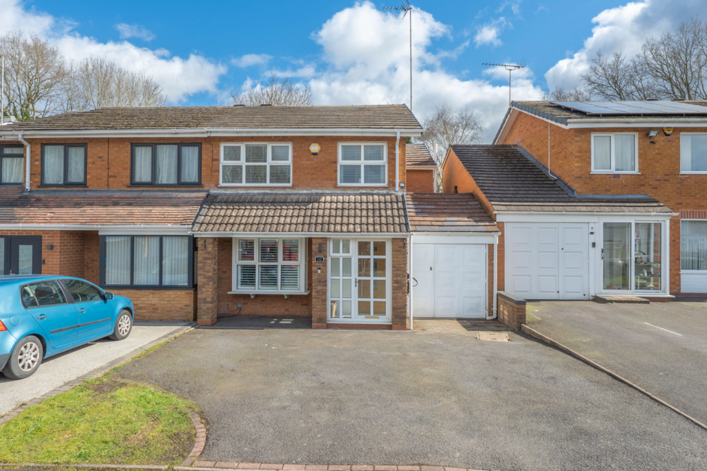 Snowford Close, Solihull B90 4 bed semi-detached house for sale - £400,000