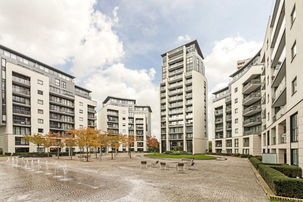 Pump House Crescent, Brentford TW8 1 bed flat - £1,998 pcm (£461 pw)