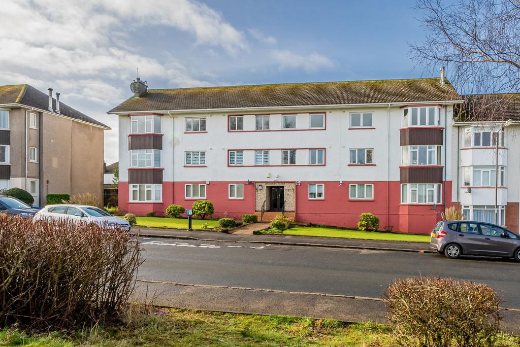 Broomburn Court, 14 Broomburn Drive, G77 3 bed flat - £185,000
