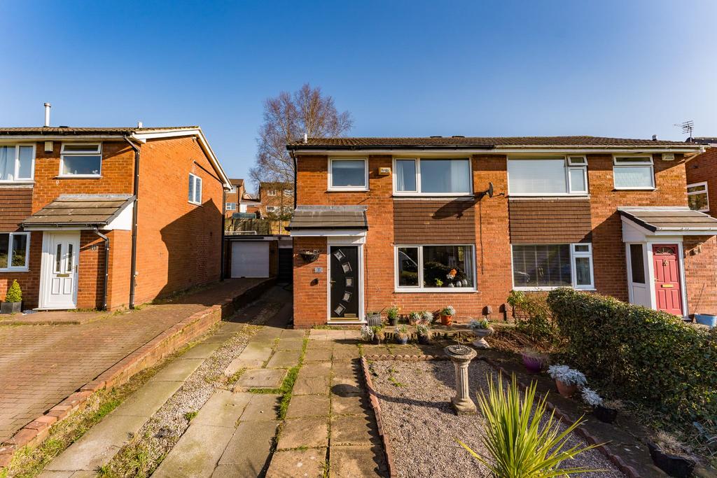 Carlisle Street, Bolton, BL7 3 bed semi-detached house - £200,000