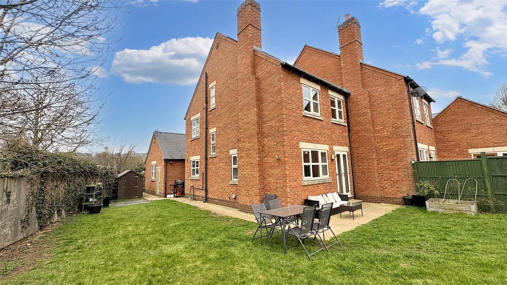 Pasture Close, Sutton Bonington... 4 bed semi-detached house for sale ...