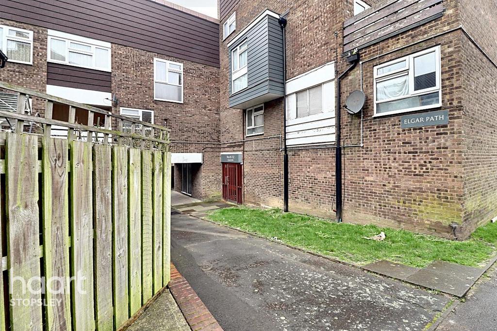 Elgar Path, Luton 3 bed duplex for sale - £215,000