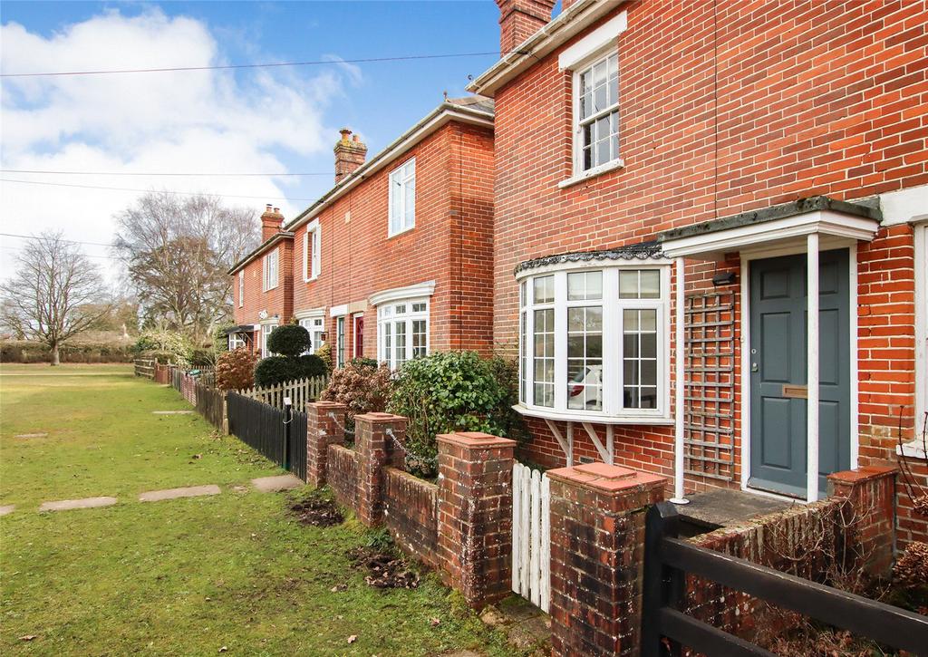 Pilley Green, Pilley, Lymington... 2 bed semi-detached house for sale ...
