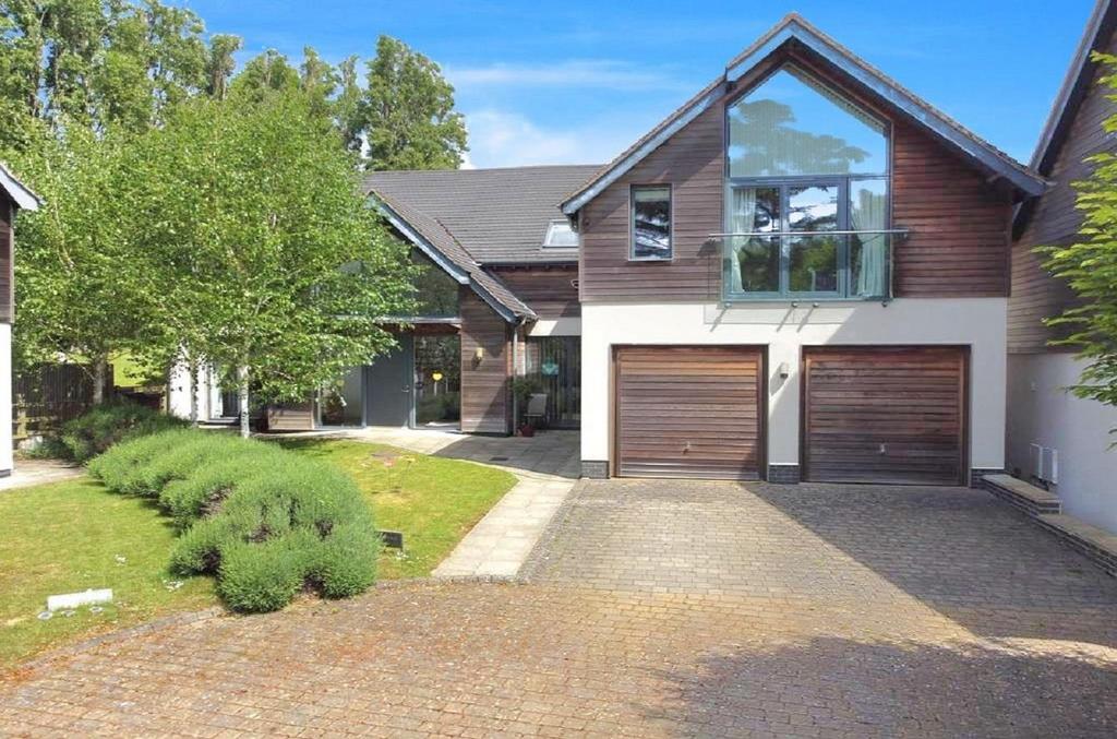 Hardwater Road, Great Doddington... 5 bed detached house for sale - £ ...