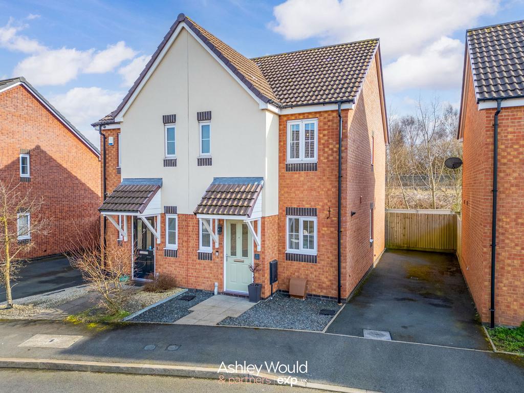 Poppy Avenue, Oldbury B69 2 bed semi-detached house for sale - £220,000