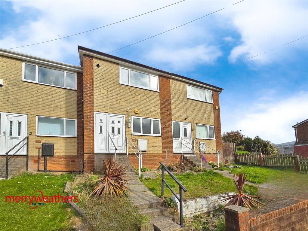 Strauss Crescent, Maltby, Rotherham 2 bed terraced house - £700 pcm (£ ...